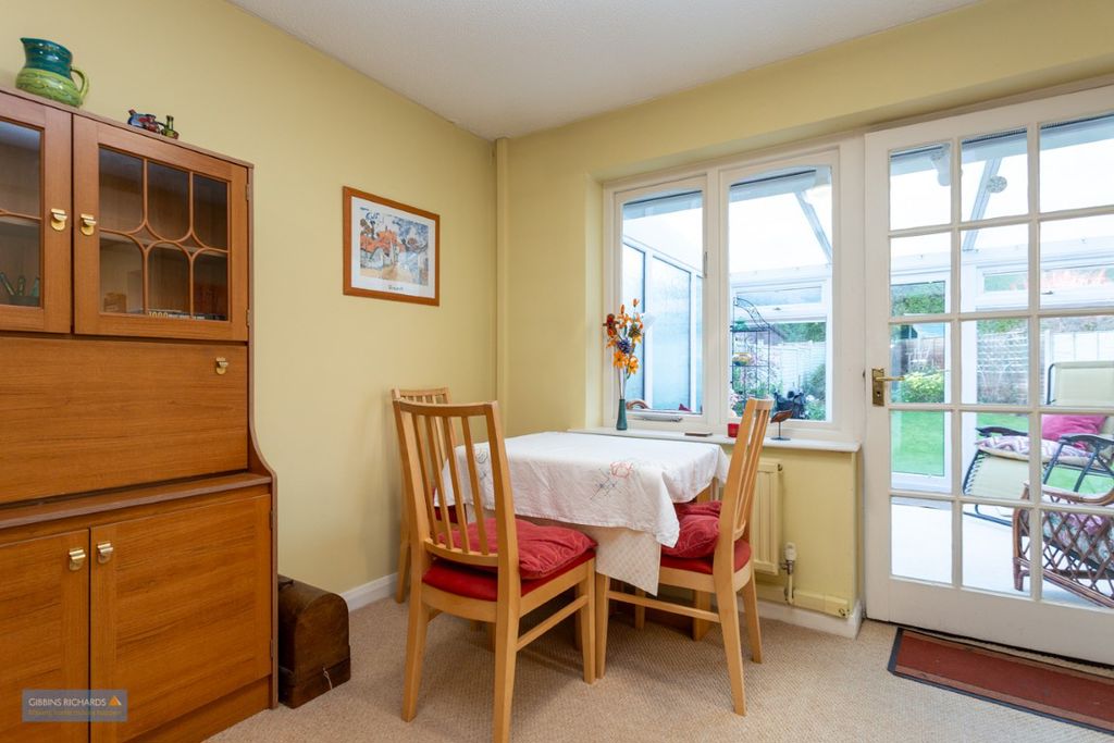 82 Bilberry Grove, Taunton - Gibbins Richards